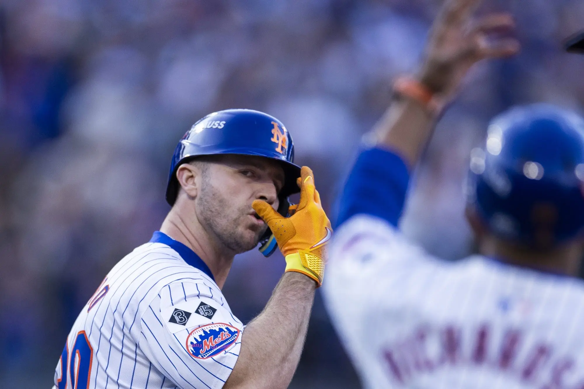 Pete Alonso Projected To Betray Mets, Sign $159 Million Deal With Hated ...