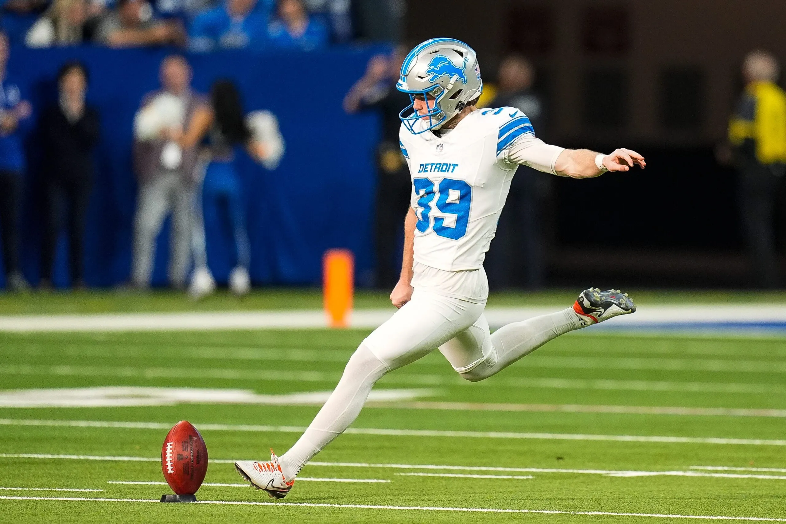 DEAL SEALED: Good news from Detroit as the Lions have successfully ...