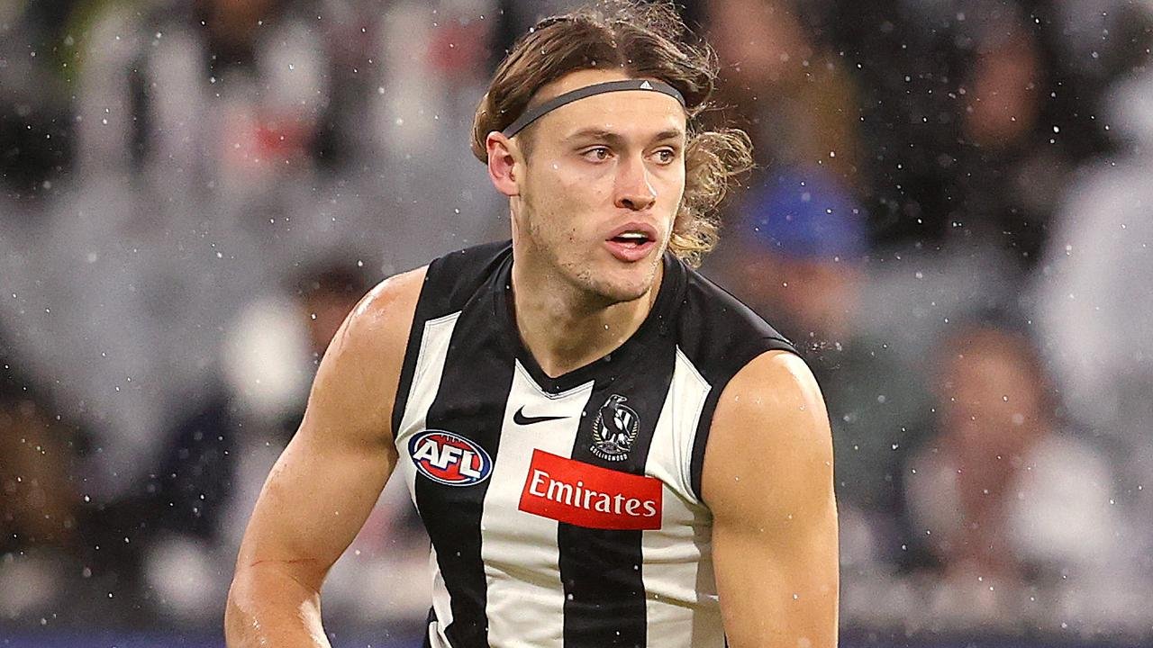 IT IS DONE: Collingwood star player Darcy Moore shocks fans with stunning announcement that ...