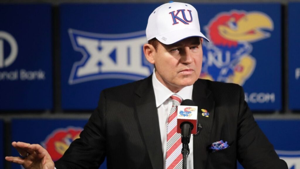 LSU Tigers Former Coach Les Miles Has Done it Again, Sends Shocking ...